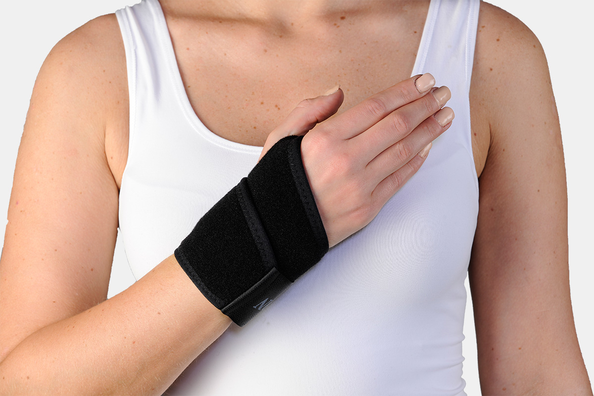 NK17 Neoprene Hand Wrist Support – Medoksa